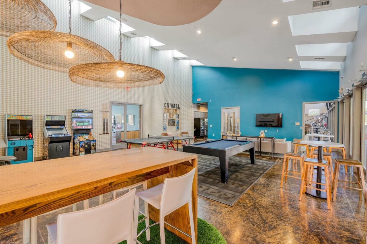 Huntsville Student Apartments | Amenities | Republic at Sam Houston